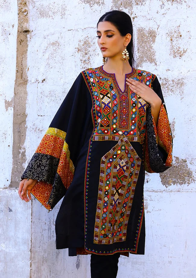 Akbar Order– Huma Adnan